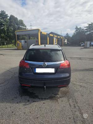 Opel Insignia 2010 in Kaunas, with an engine capacity of 1.96 L and mileage of 292 thousand km for 2199 €, photo 7 on AUTOMOTO.COM.LV