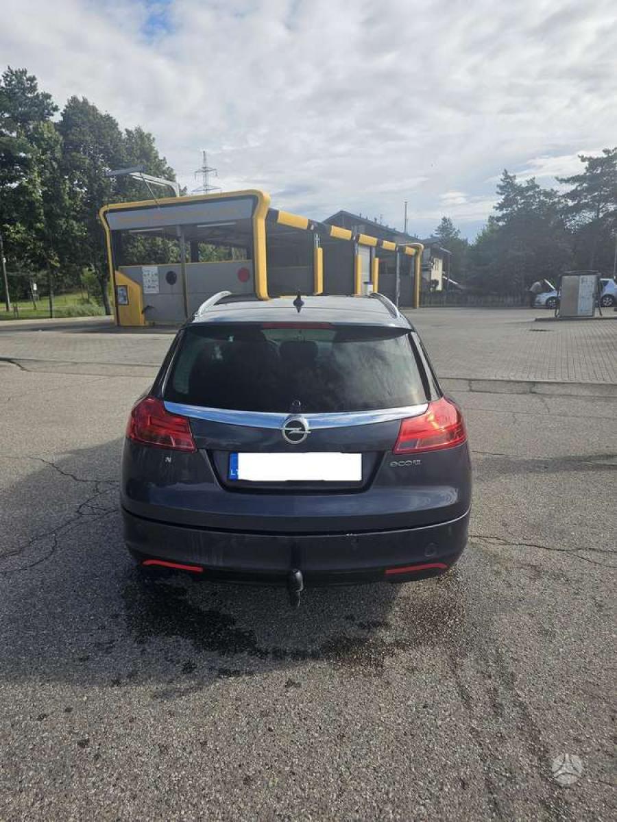Opel Insignia 2010 in Kaunas, with an engine capacity of 1.96 L and mileage of 292 thousand km for 2199 €, photo 7 on AUTOMOTO.COM.LV
