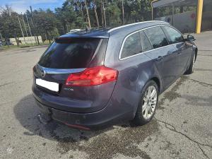 Opel Insignia 2010 in Kaunas, with an engine capacity of 1.96 L and mileage of 292 thousand km for 2199 €, photo 9 on AUTOMOTO.COM.LV