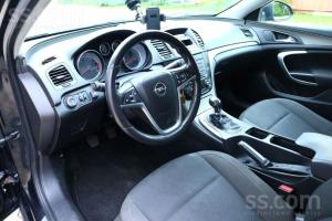 Opel Insignia 2010 in Riga, with an engine capacity of 1.60 L and mileage of 233 thousand km for 2700 €, photo 7 on AUTOMOTO.COM.LV