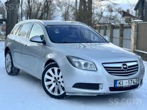 Opel Insignia 2011 in Riga, with an engine capacity of 2.00 L and mileage of 0 thousand km for 3150 €, photo 3 on AUTOMOTO.COM.LV