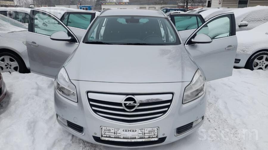 Opel Insignia 2011 Rīga, ar dzinēja tilpumu 2.00 L un nobraukumu 298 tūkst. km par 4100 €, foto 24 vietnē AUTOMOTO.COM.LV