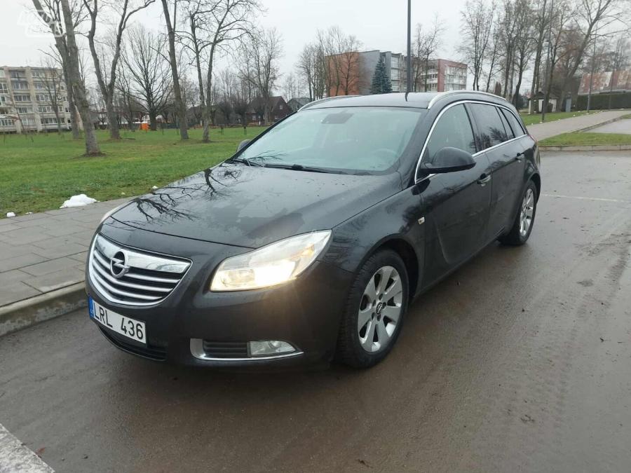 Opel Insignia 2011 in Ukmerge, with an engine capacity of 2.00 L and mileage of 400 thousand km for 2450 €, photo 1 on AUTOMOTO.COM.LV