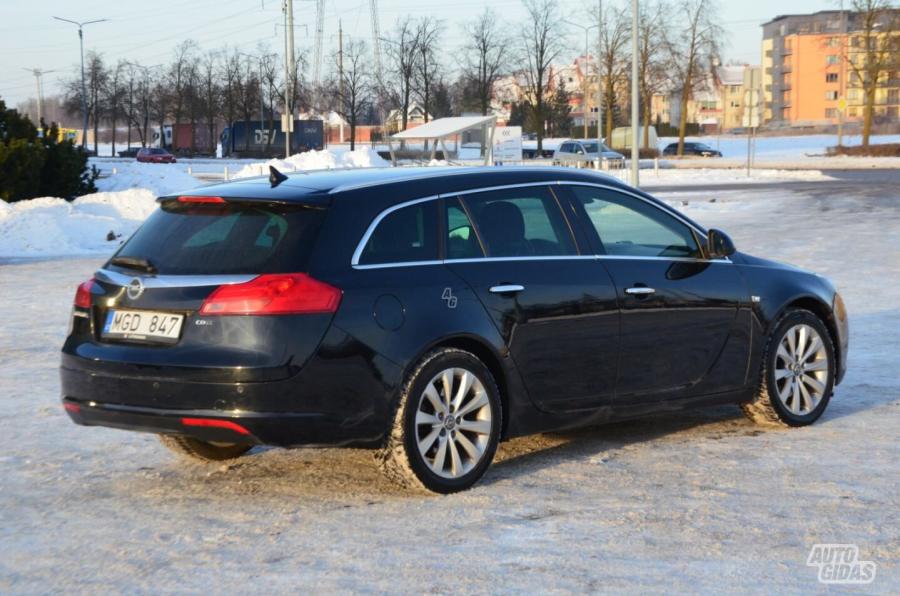 Opel Insignia 2011 in Siauliai, with an engine capacity of 2.00 L and mileage of 251 thousand km for 3200 €, photo 7 on AUTOMOTO.COM.LV
