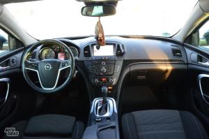Opel Insignia 2011 in Siauliai, with an engine capacity of 2.00 L and mileage of 251 thousand km for 3200 €, photo 19 on AUTOMOTO.COM.LV