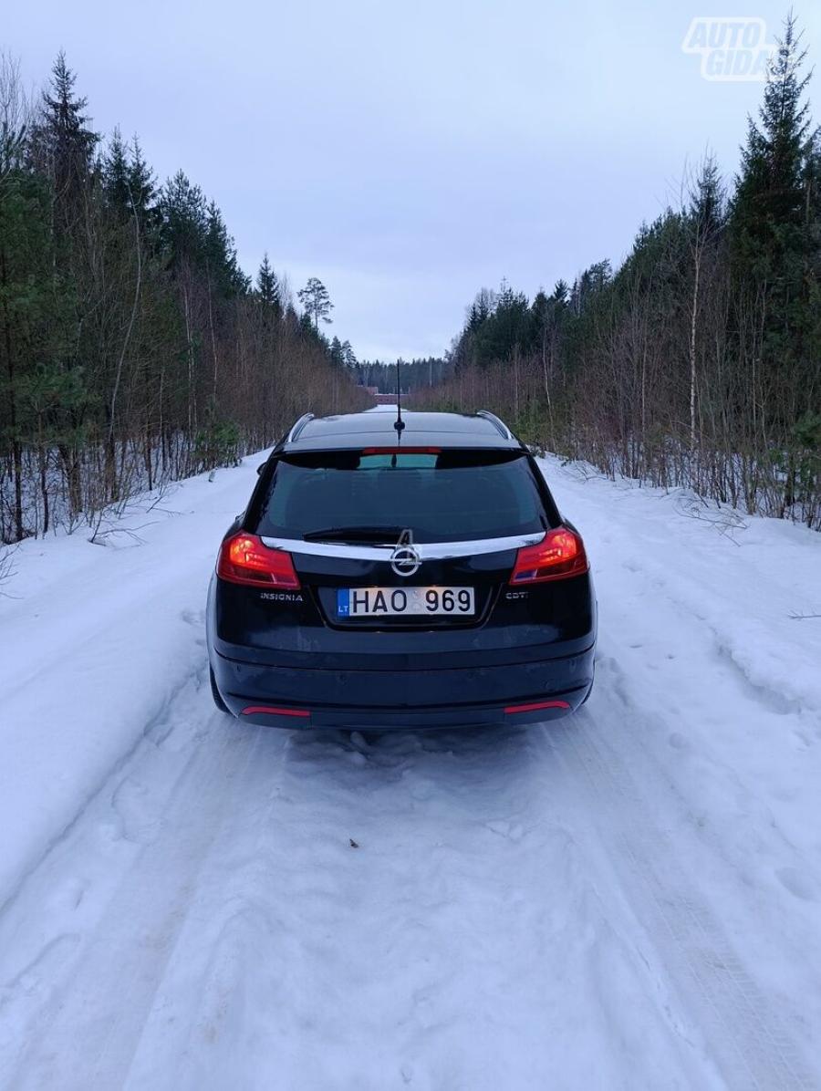 Opel Insignia 2011 in Salcininkai, with an engine capacity of 2.00 L and mileage of 230 thousand km for 2999 €, photo 6 on AUTOMOTO.COM.LV