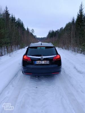Opel Insignia 2011 in Salcininkai, with an engine capacity of 2.00 L and mileage of 230 thousand km for 2999 €, photo 6 on AUTOMOTO.COM.LV