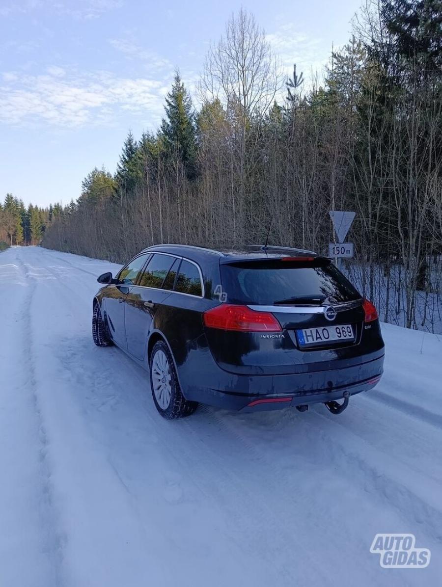 Опель Инсигния 2011 в Шальчининкай, объемом двигателя 2.00 л и пробегом 230 тыс. км за 2800 €, фото 4 на AUTOMOTO.COM.LV