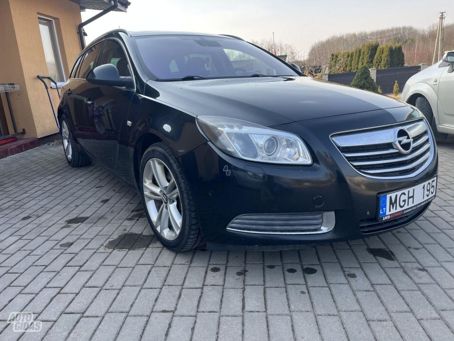 Opel Insignia 2011 in Alytus, with an engine capacity of 2.00 L and mileage of 430 thousand km for 2500 €, photo 1 on AUTOMOTO.COM.LV