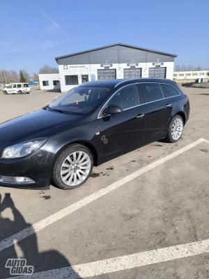 Opel Insignia 2011 in Panevezys, with an engine capacity of 2.00 L and mileage of 256 thousand km for 3350 €, photo 3 on AUTOMOTO.COM.LV