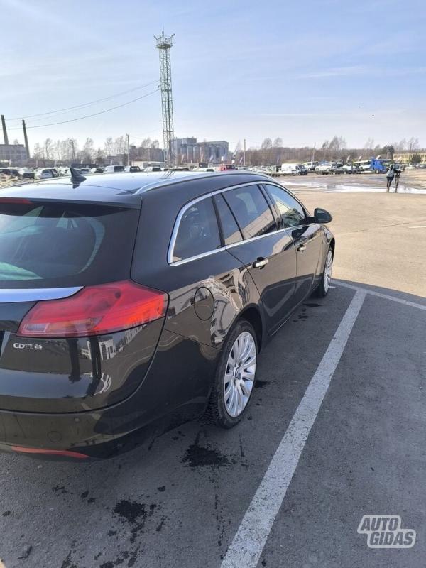 Opel Insignia 2011 in Panevezys, with an engine capacity of 2.00 L and mileage of 256 thousand km for 3350 €, photo 5 on AUTOMOTO.COM.LV
