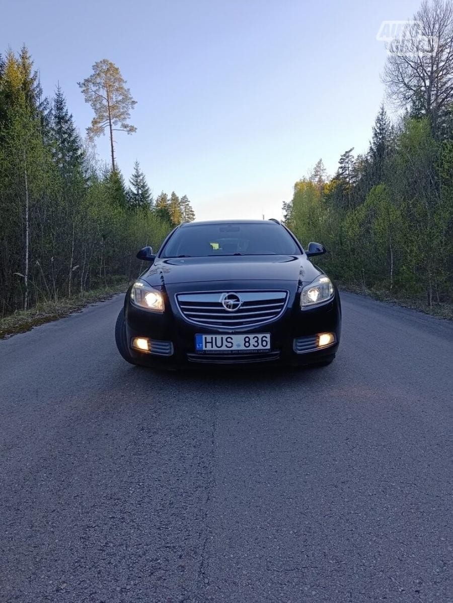 Opel Insignia 2011 in Salcininkai, with an engine capacity of 2.00 L and mileage of 315 thousand km for 2400 €, photo 4 on AUTOMOTO.COM.LV
