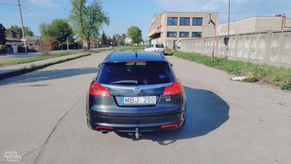 Opel Insignia 2011 in Siauliai, with an engine capacity of 2.00 L and mileage of 253 thousand km for 4200 €, photo 5 on AUTOMOTO.COM.LV
