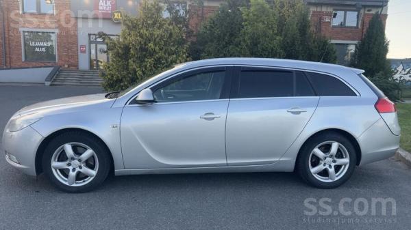 Opel Insignia 2011 Rīga, ar dzinēja tilpumu 2.00 L un nobraukumu 284 tūkst. km par 3500 €, foto 2 vietnē AUTOMOTO.COM.LV