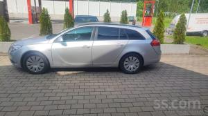 Opel Insignia 2011 in Riga, with an engine capacity of 2.00 L and mileage of 0 thousand km for 2800 €, photo 4 on AUTOMOTO.COM.LV