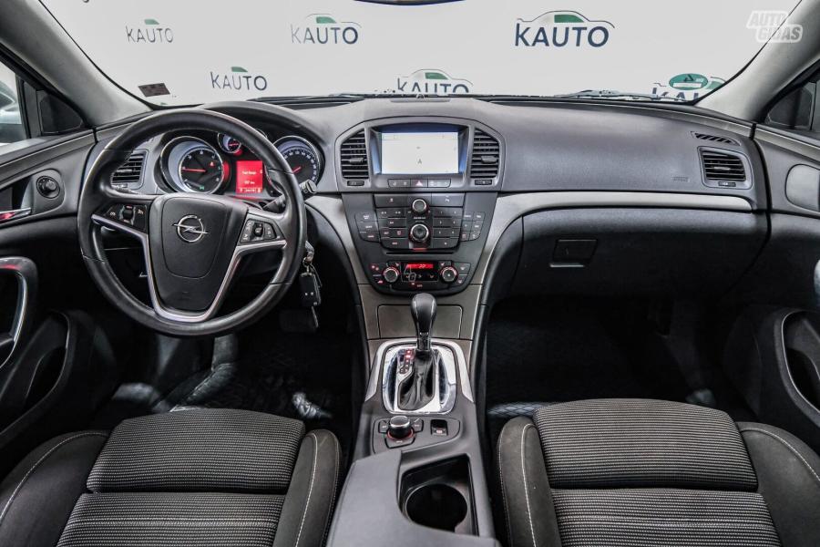 Opel Insignia 2011 in Kaunas, with an engine capacity of 2.00 L and mileage of 244 thousand km for 4790 €, photo 9 on AUTOMOTO.COM.LV