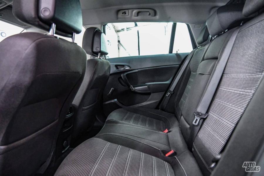 Opel Insignia 2011 in Kaunas, with an engine capacity of 2.00 L and mileage of 244 thousand km for 4790 €, photo 10 on AUTOMOTO.COM.LV