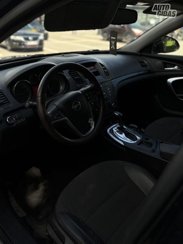 Opel Insignia 2011 in Kaunas, with an engine capacity of 2.00 L and mileage of 400 thousand km for 2499 €, photo 6 on AUTOMOTO.COM.LV