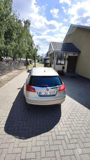 Opel Insignia 2011 in Kaunas, with an engine capacity of 1.96 L and mileage of 345 thousand km for 3300 €, photo 3 on AUTOMOTO.COM.LV