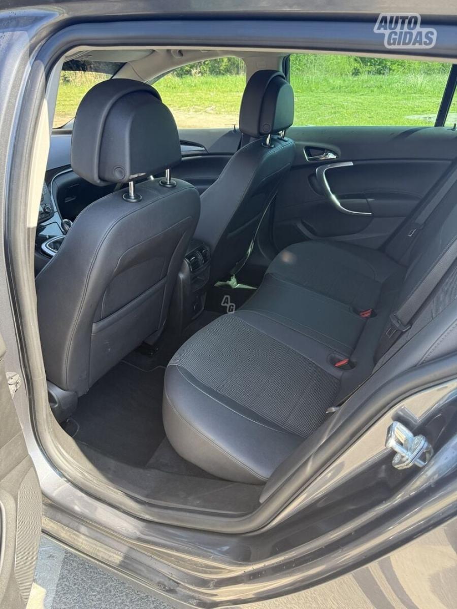 Opel Insignia 2011 in Kaunas, with an engine capacity of 2.00 L and mileage of 278 thousand km for 3000 €, photo 12 on AUTOMOTO.COM.LV