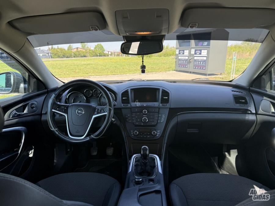 Opel Insignia 2011 in Kaunas, with an engine capacity of 2.00 L and mileage of 278 thousand km for 3000 €, photo 14 on AUTOMOTO.COM.LV