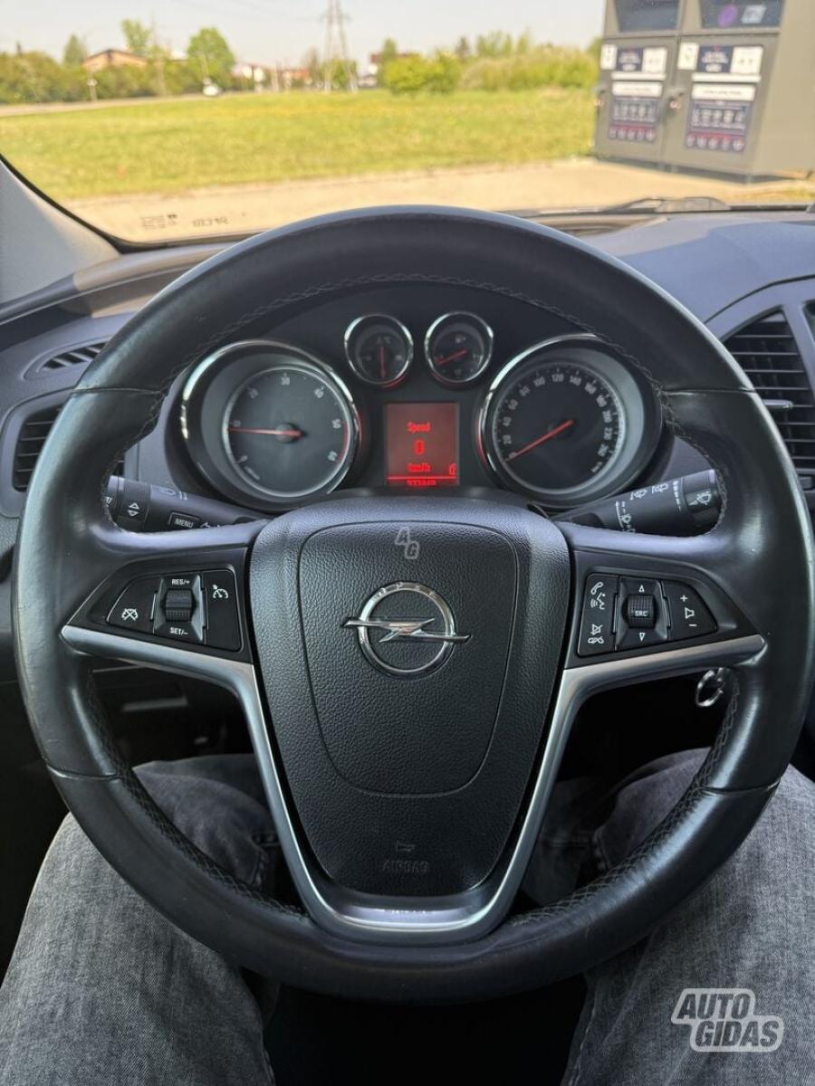 Opel Insignia 2011 in Kaunas, with an engine capacity of 2.00 L and mileage of 278 thousand km for 3000 €, photo 15 on AUTOMOTO.COM.LV