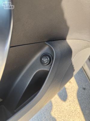 Opel Insignia 2011 in Kaunas, with an engine capacity of 2.00 L and mileage of 278 thousand km for 3000 €, photo 18 on AUTOMOTO.COM.LV