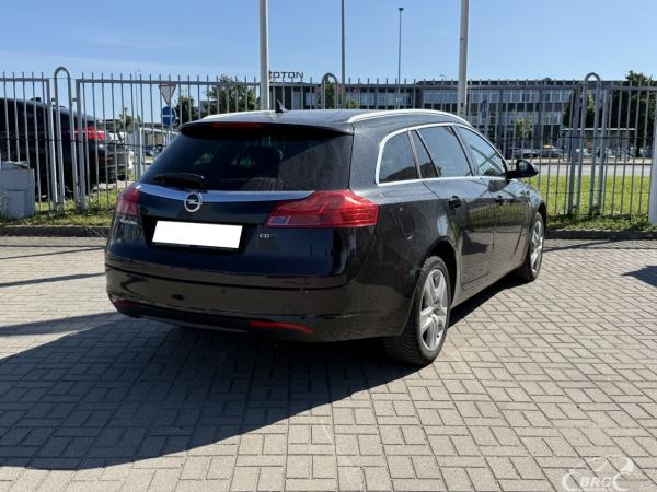 Opel Insignia 2011 Klaipėda, ar dzinēja tilpumu 1.96 L un nobraukumu 242 tūkst. km par 2900 €, foto 2 vietnē AUTOMOTO.COM.LV