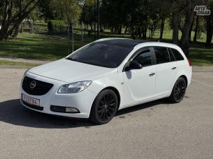 Opel Insignia 2011 in Ukmerge, with an engine capacity of 2.00 L and mileage of 299 thousand km for 1450 €, photo  on AUTOMOTO.COM.LV