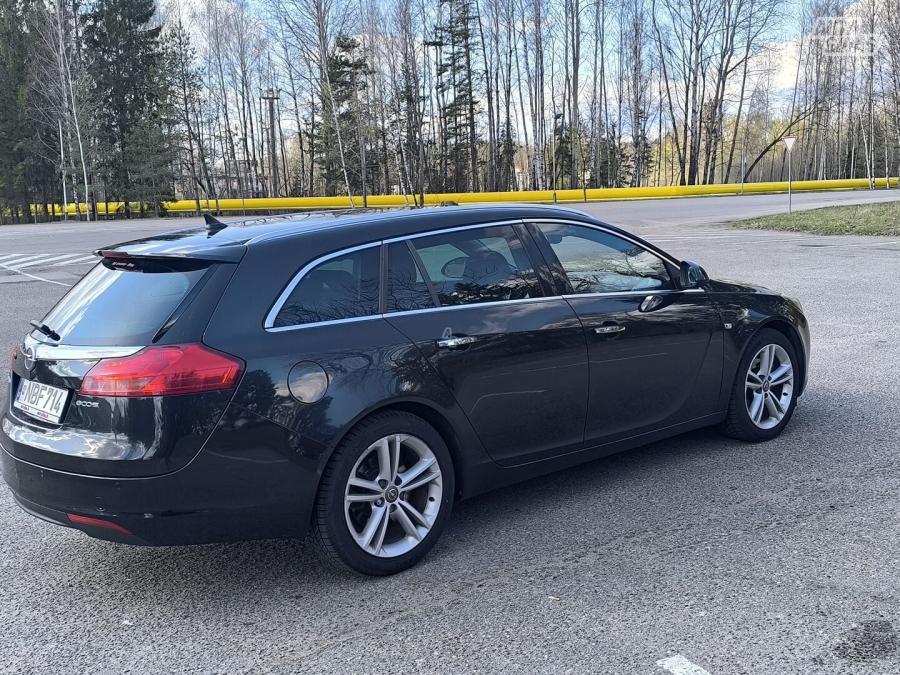 Opel Insignia 2011 in Elektrenai, with an engine capacity of 2.00 L and mileage of 280 thousand km for 3990 €, photo 4 on AUTOMOTO.COM.LV