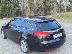 Opel Insignia 2011 in Elektrenai, with an engine capacity of 2.00 L and mileage of 280 thousand km for 3990 €, photo 12 on AUTOMOTO.COM.LV