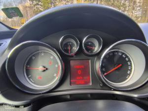 Opel Insignia 2011 in Elektrenai, with an engine capacity of 2.00 L and mileage of 280 thousand km for 3990 €, photo 21 on AUTOMOTO.COM.LV