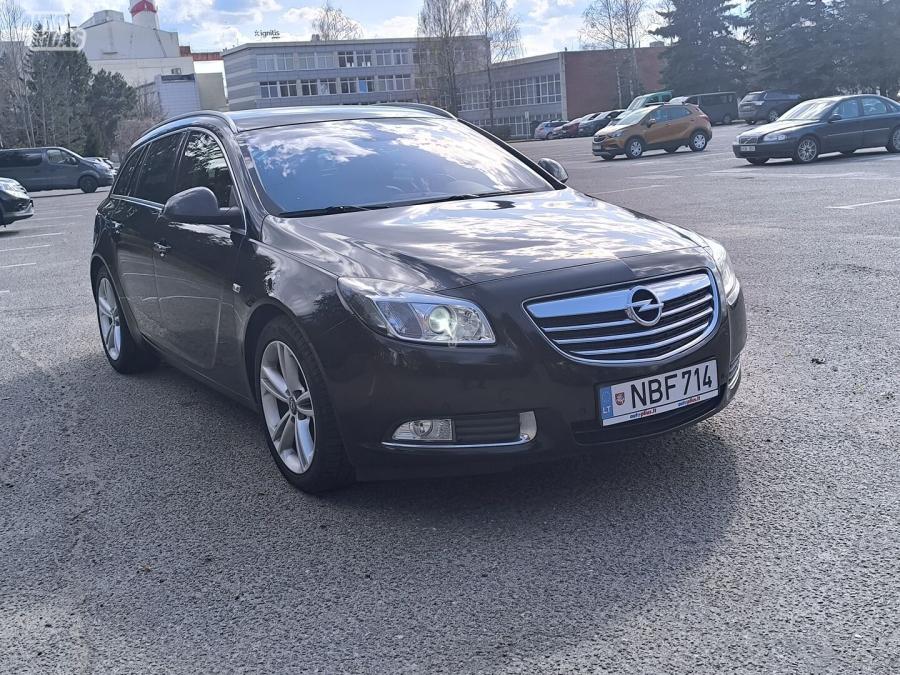 Opel Insignia 2011 in Elektrenai, with an engine capacity of 2.00 L and mileage of 280 thousand km for 3990 €, photo 26 on AUTOMOTO.COM.LV
