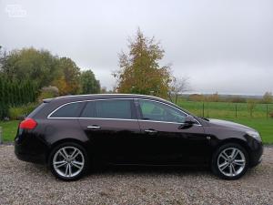 Opel Insignia 2011 in Alytus, with an engine capacity of 2.00 L and mileage of 299 thousand km for 3250 €, photo 3 on AUTOMOTO.COM.LV