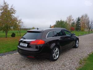 Opel Insignia 2011 in Alytus, with an engine capacity of 2.00 L and mileage of 299 thousand km for 3250 €, photo 4 on AUTOMOTO.COM.LV