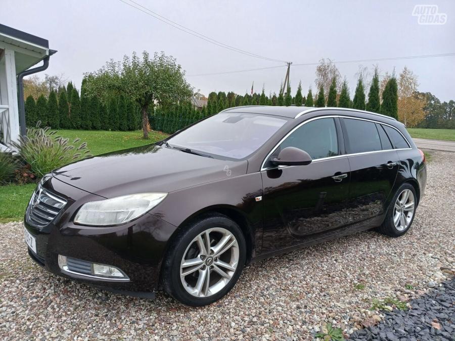 Opel Insignia 2011 in Alytus, with an engine capacity of 2.00 L and mileage of 299 thousand km for 3250 €, photo 7 on AUTOMOTO.COM.LV
