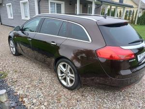 Opel Insignia 2011 in Alytus, with an engine capacity of 2.00 L and mileage of 299 thousand km for 3250 €, photo 9 on AUTOMOTO.COM.LV