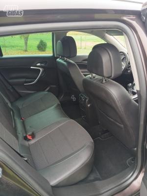 Opel Insignia 2011 in Alytus, with an engine capacity of 2.00 L and mileage of 299 thousand km for 3250 €, photo 11 on AUTOMOTO.COM.LV