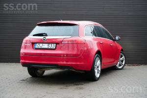 Opel Insignia 2012 in Riga, with an engine capacity of 2.00 L and mileage of 331 thousand km for 5190 €, photo 4 on AUTOMOTO.COM.LV