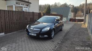 Opel Insignia 2012 in Vilnius, with an engine capacity of 2.00 L and mileage of 268 thousand km for 4300 €, photo 4 on AUTOMOTO.COM.LV
