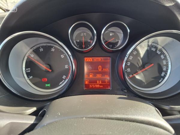 Opel Insignia 2012 Viļņa, ar dzinēja tilpumu 2.00 L un nobraukumu 374 tūkst. km par 3400 €, foto 5 vietnē AUTOMOTO.COM.LV