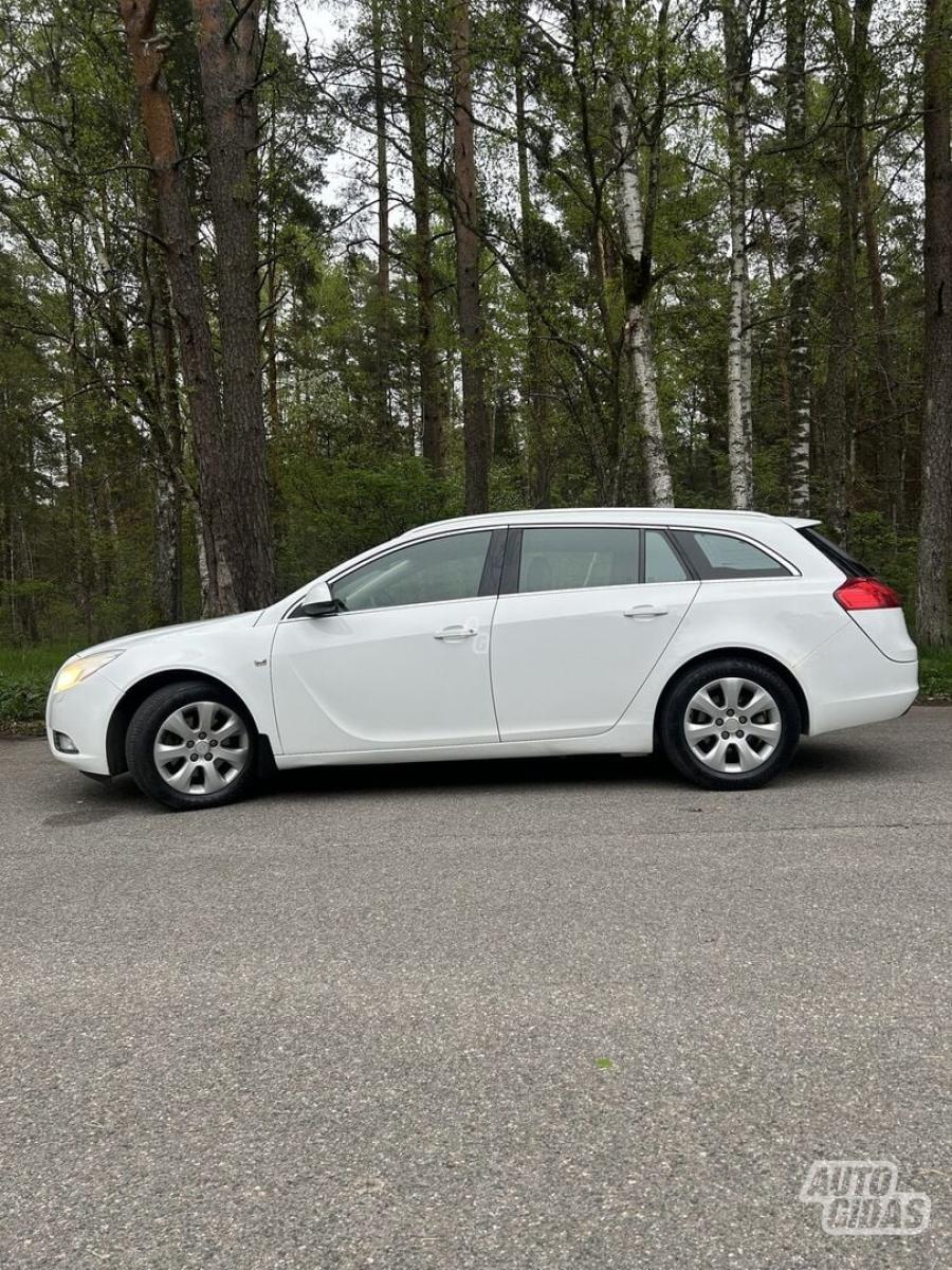 Opel Insignia 2012 in Klaipeda, with an engine capacity of 2.00 L and mileage of 312 thousand km for 3700 €, photo 4 on AUTOMOTO.COM.LV