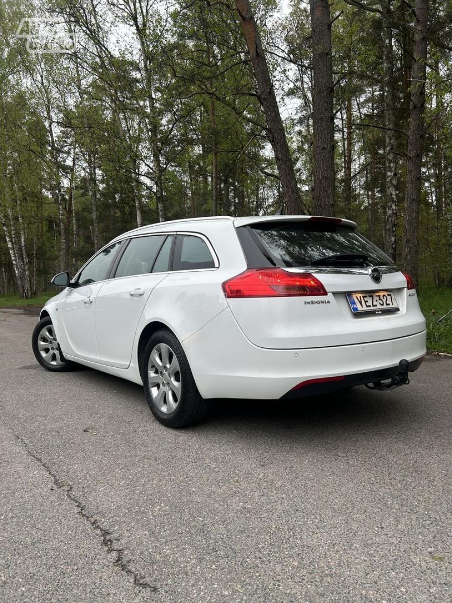 Opel Insignia 2012 in Klaipeda, with an engine capacity of 2.00 L and mileage of 312 thousand km for 3700 €, photo 5 on AUTOMOTO.COM.LV