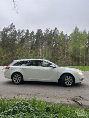 Opel Insignia 2012 in Klaipeda, with an engine capacity of 2.00 L and mileage of 312 thousand km for 3700 €, photo 8 on AUTOMOTO.COM.LV