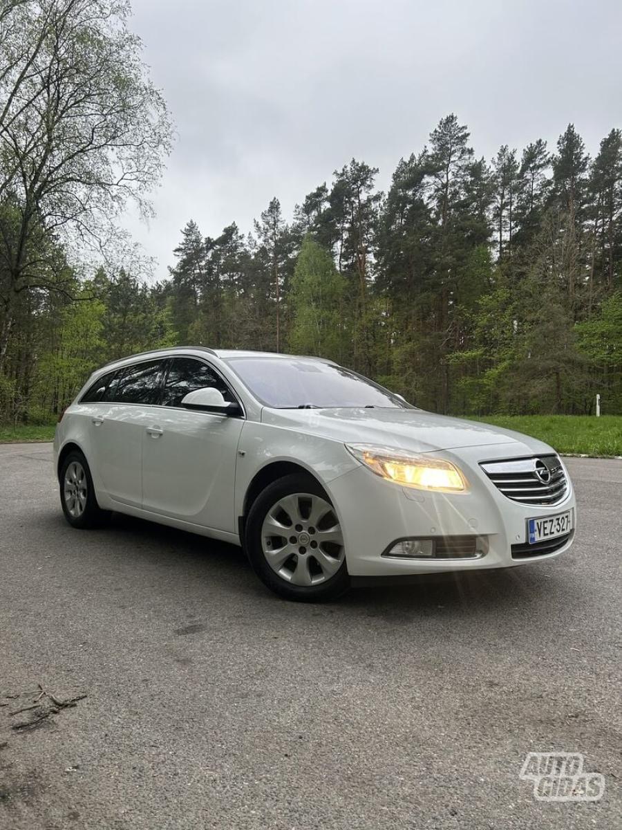 Opel Insignia 2012 in Klaipeda, with an engine capacity of 2.00 L and mileage of 312 thousand km for 3700 €, photo 9 on AUTOMOTO.COM.LV