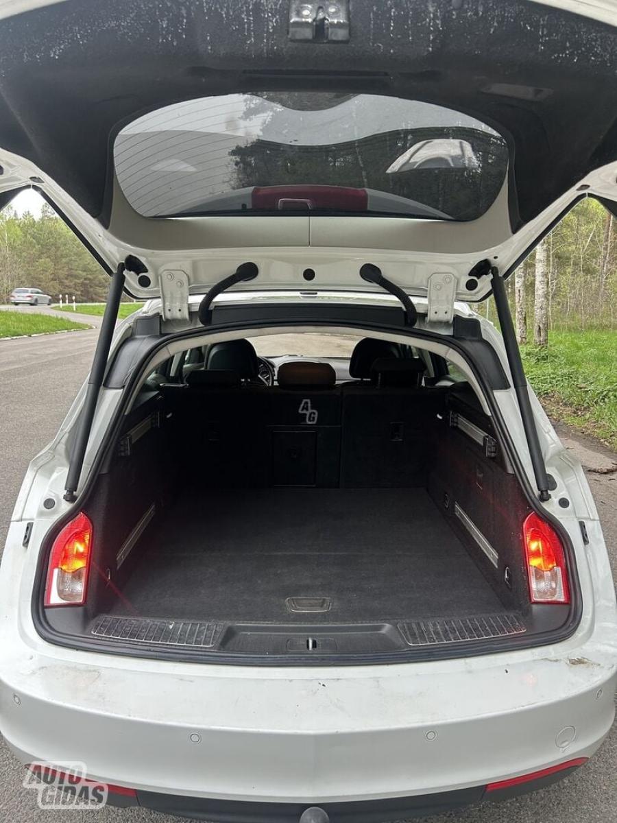 Opel Insignia 2012 in Klaipeda, with an engine capacity of 2.00 L and mileage of 312 thousand km for 3700 €, photo 10 on AUTOMOTO.COM.LV