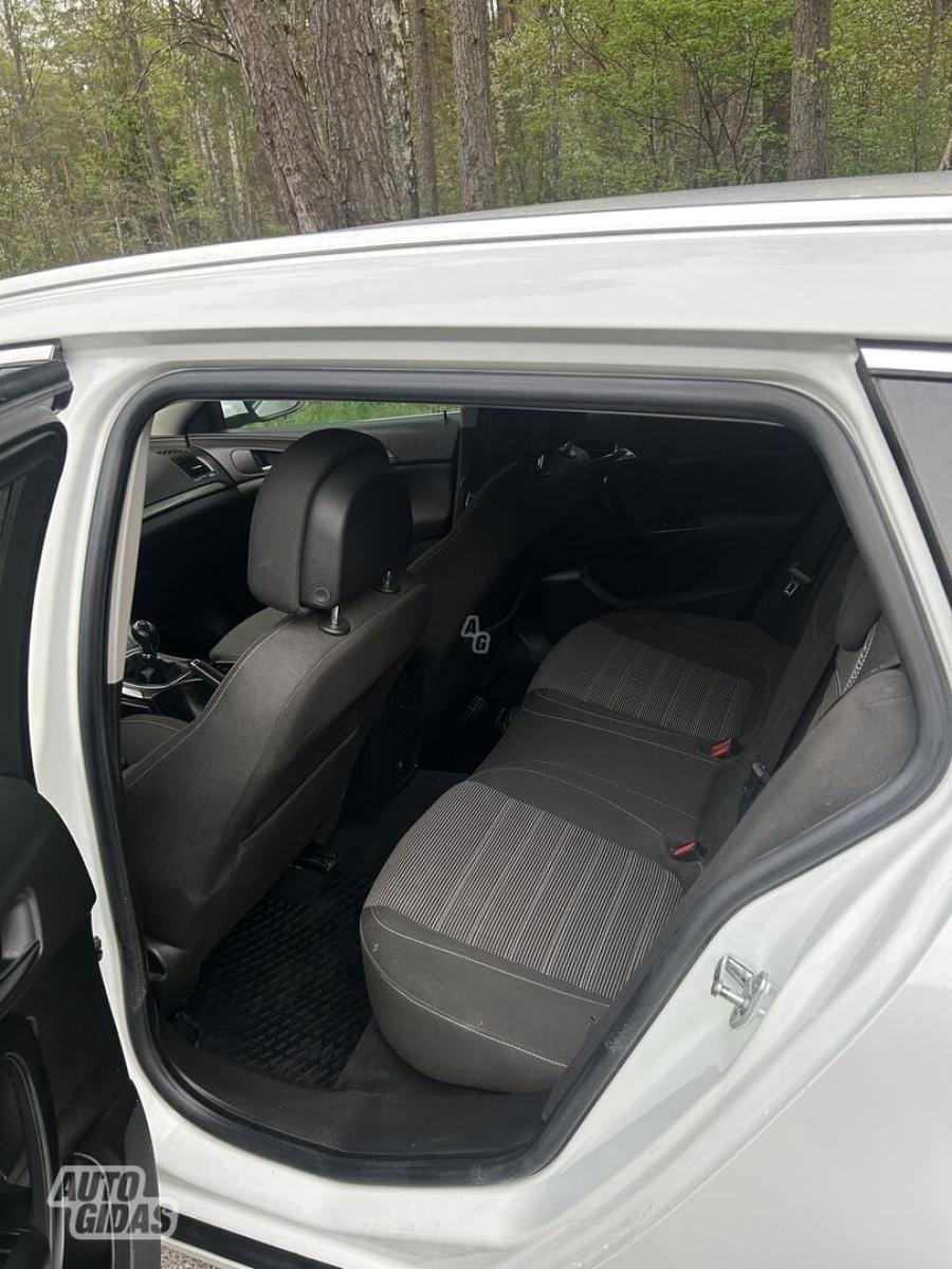 Opel Insignia 2012 in Klaipeda, with an engine capacity of 2.00 L and mileage of 312 thousand km for 3700 €, photo 11 on AUTOMOTO.COM.LV