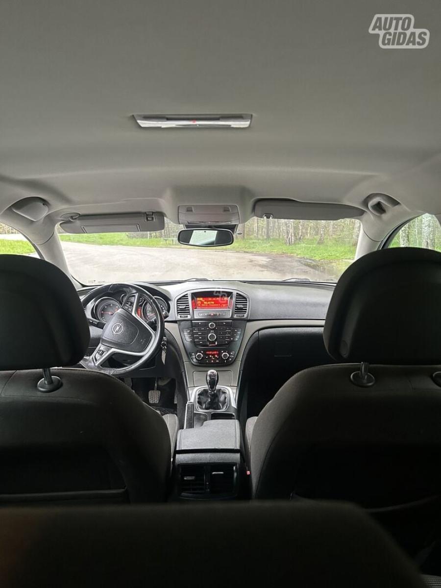 Opel Insignia 2012 in Klaipeda, with an engine capacity of 2.00 L and mileage of 312 thousand km for 3700 €, photo 13 on AUTOMOTO.COM.LV