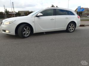 Opel Insignia 2012 in Klaipeda, with an engine capacity of 2.00 L and mileage of 330 thousand km for 2499 €, photo 5 on AUTOMOTO.COM.LV