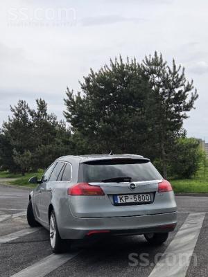 Opel Insignia 2012 Rīga, ar dzinēja tilpumu 2.00 L un nobraukumu 329 tūkst. km par 2700 €, foto 3 vietnē AUTOMOTO.COM.LV